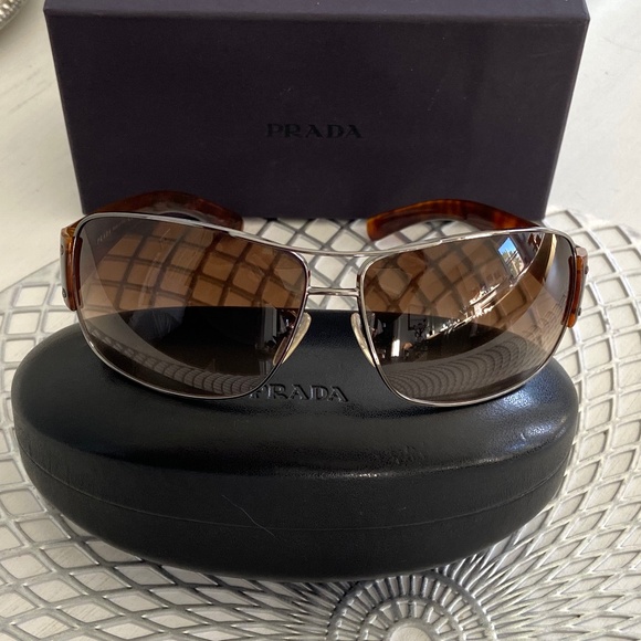 Prada | Accessories | Mens Vintage Prada Aviator Sunglasses Spr6g Brown ...